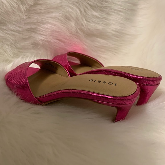 torrid | Shoes | Torrid Neon Pink Faux Leather Snakeskin Mule Heel ...